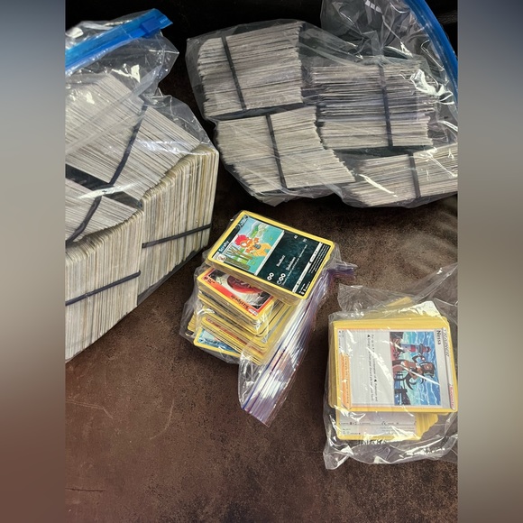 Pokemon | Other | Pokmon Cards Mystery Bundle Of 25 Random Cards ...